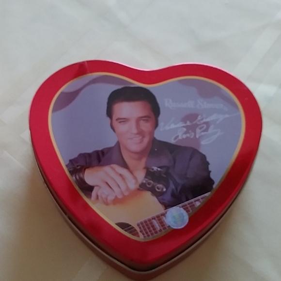 Elvis Presley | Storage & Organization | 2 Elvis Presley Heart Shaped ...